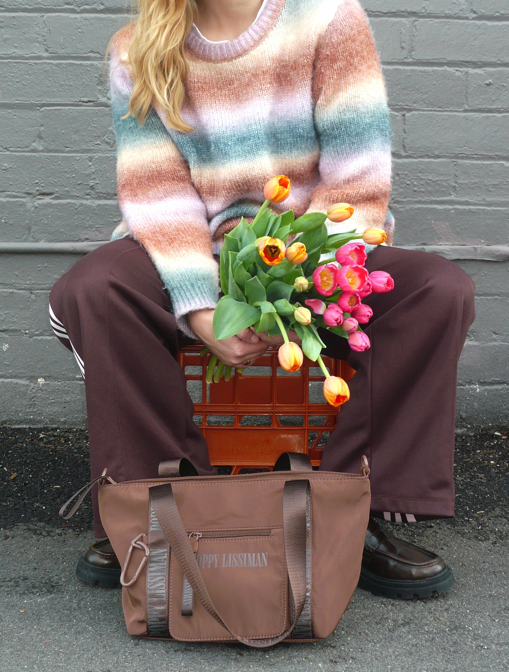 Skutty Flap Small Tote - Choc – Poppy Lissiman