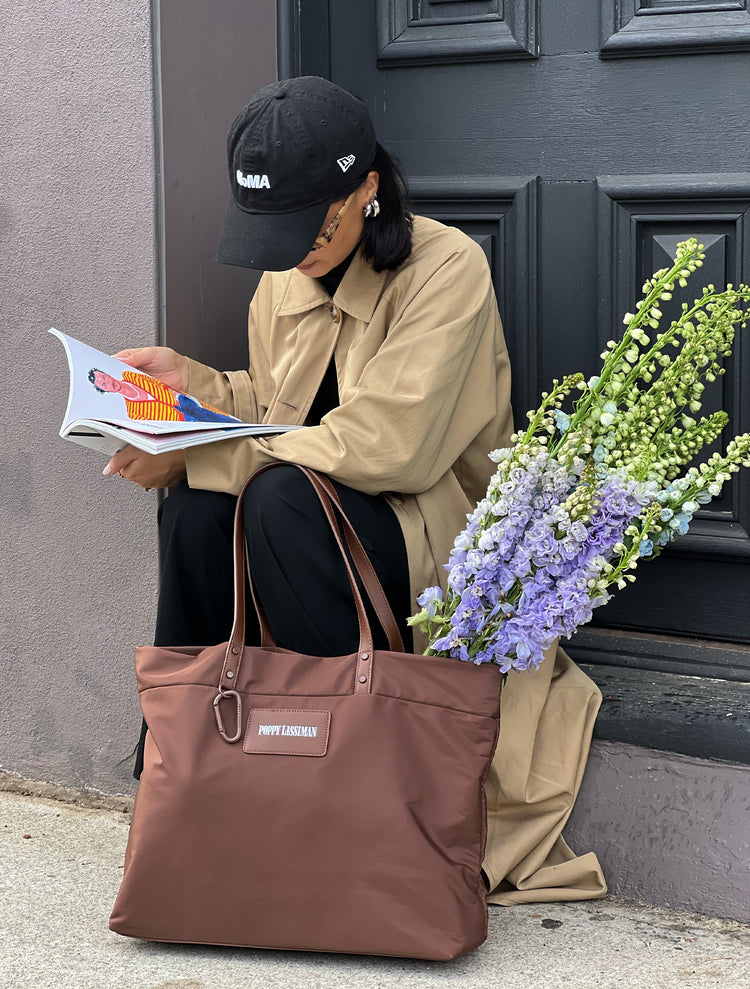 Teeto Tote - Choc – Poppy Lissiman