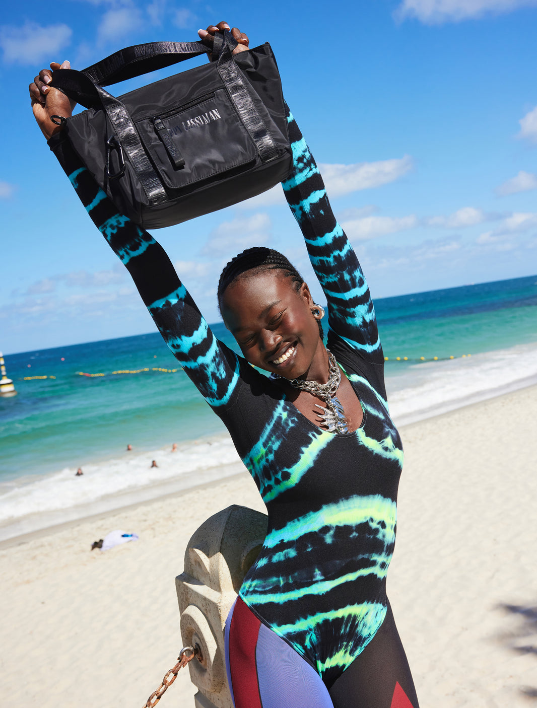 Skutty Flap Tote - Black – Poppy Lissiman